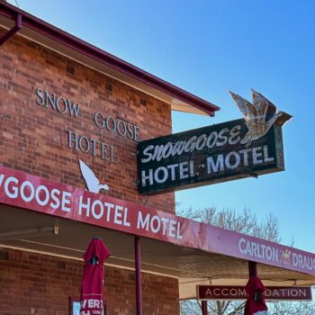 Snow Goose Hotel
